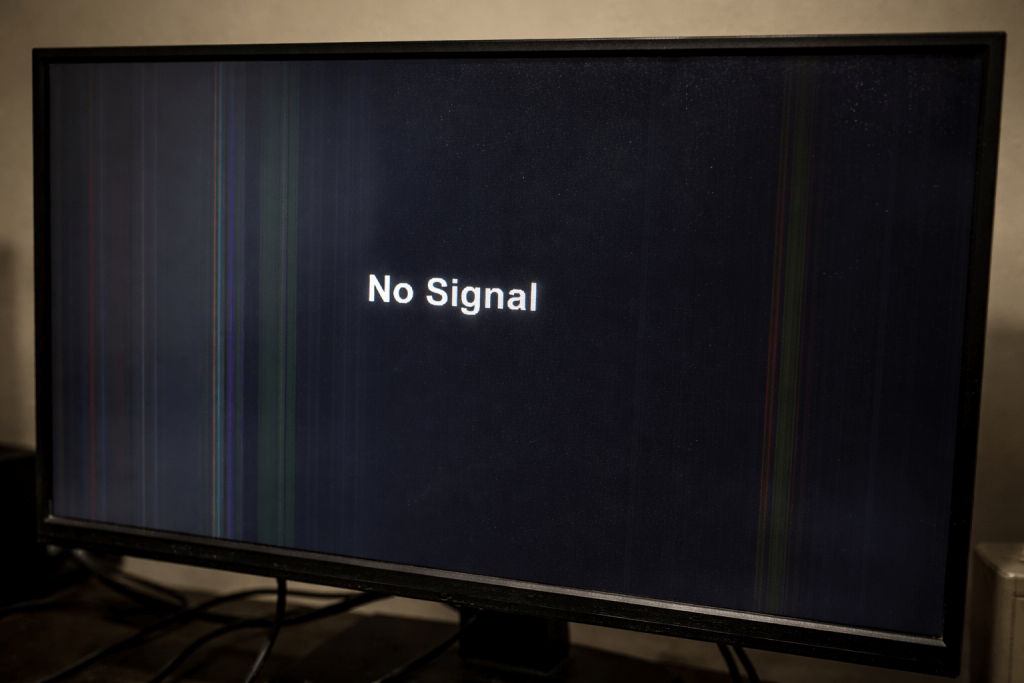 Bildschirm zeigt bunte Streifen - Grafikkarte oder Monitor defekt?
